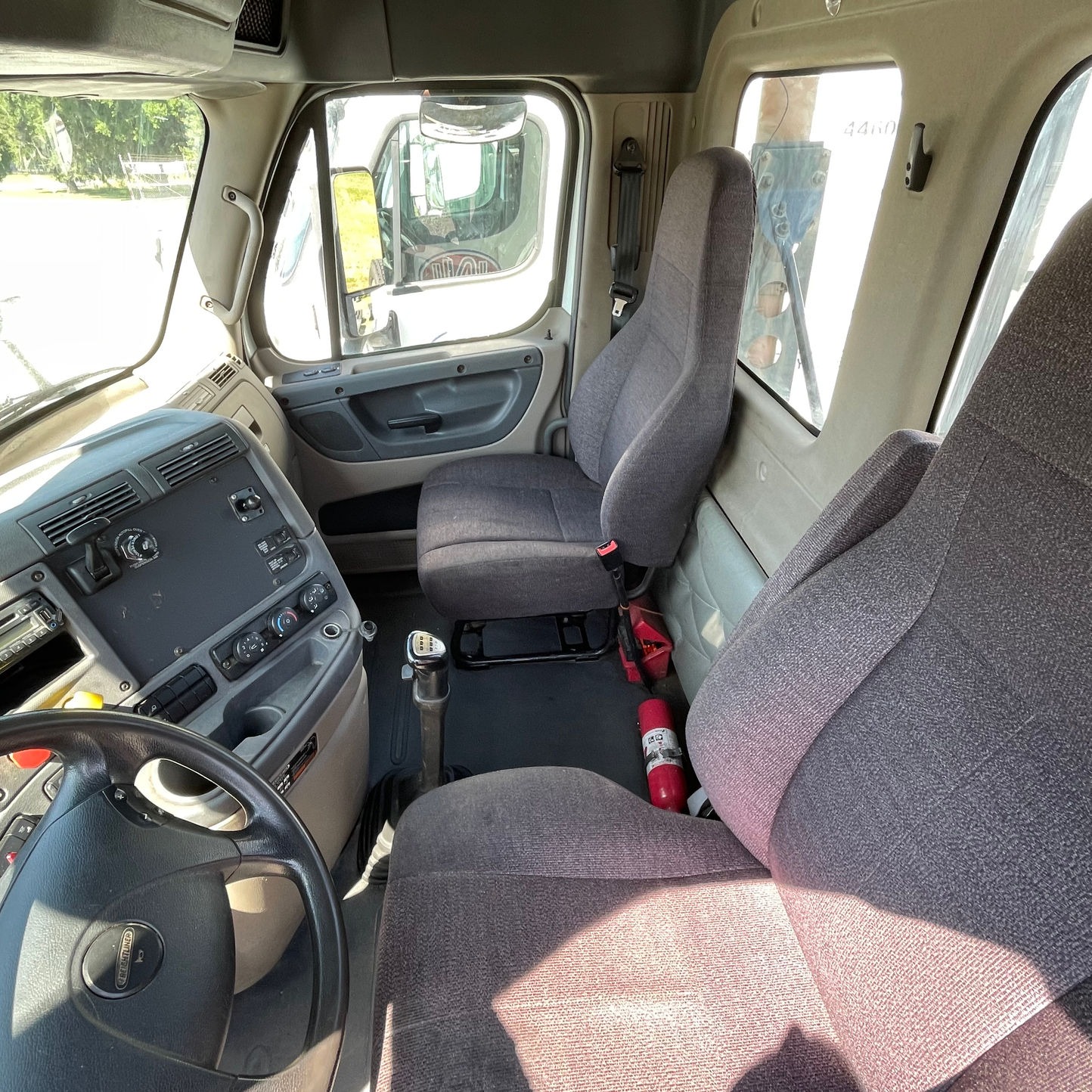 Interstate NationaLease, Inc. | Truck Rentals - Used Trucks