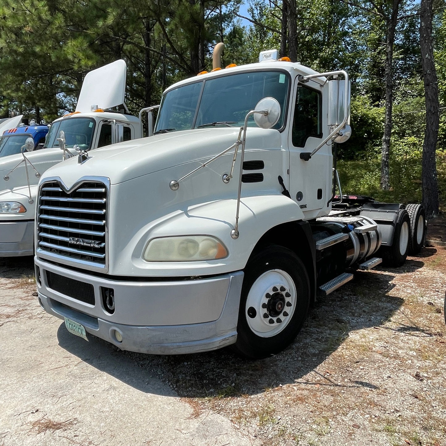 Interstate NationaLease, Inc. | Truck Rentals - Used Trucks