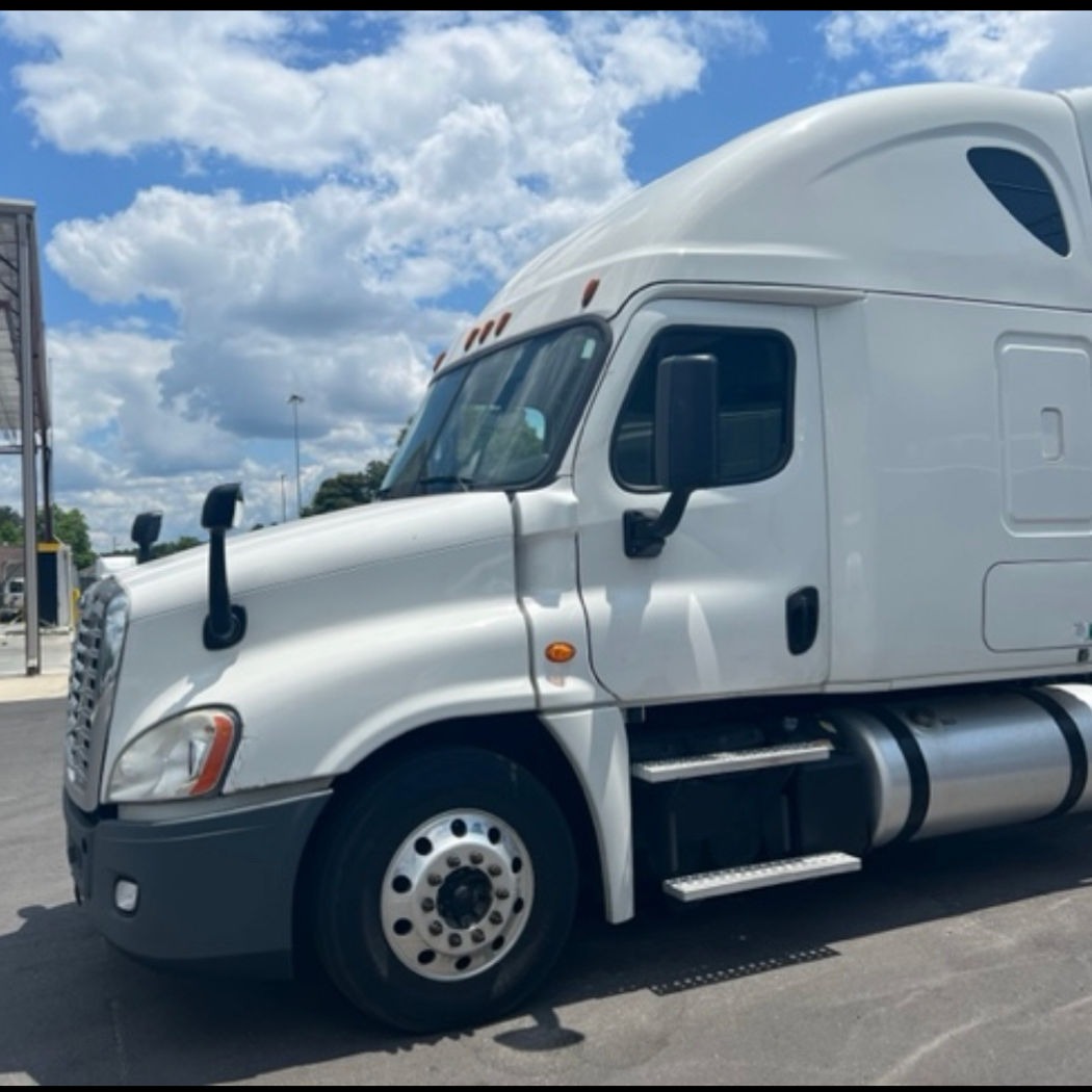 Interstate NationaLease, Inc. | Truck Rentals - Used Trucks